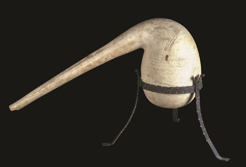 Gli alchimisti alla ricerca della pietra filosofale