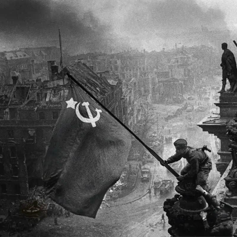 Perché Hitler scelse la svastica come simbolo?