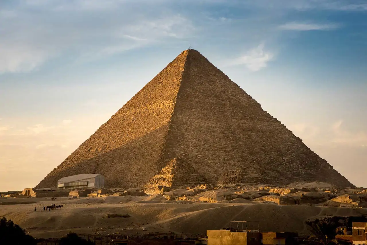 La Grande Piramide: viaggio al centro della tomba di Cheope